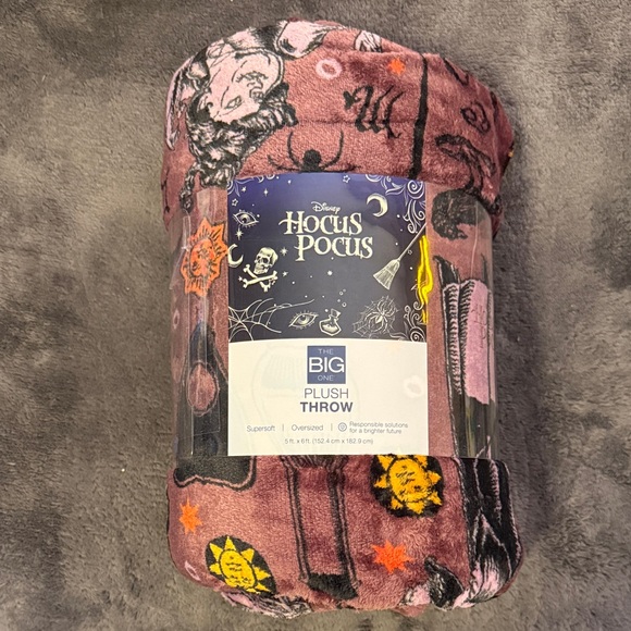 The Big One | Bedding | The Big One Disney Hocus Pocus Halloween Plush ...